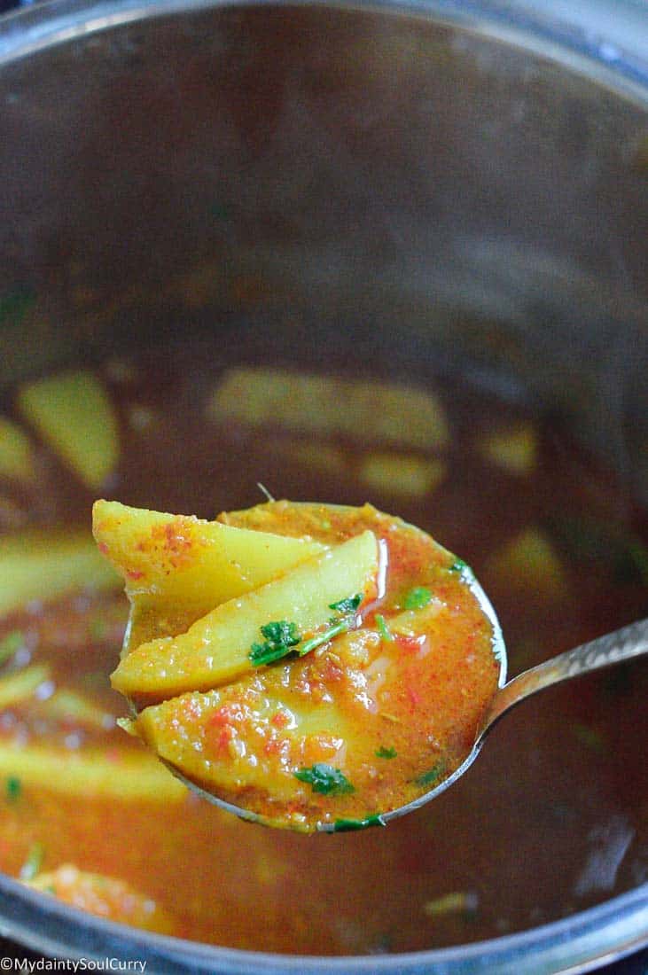 Indian Potato Curry - My Dainty Soul Curry