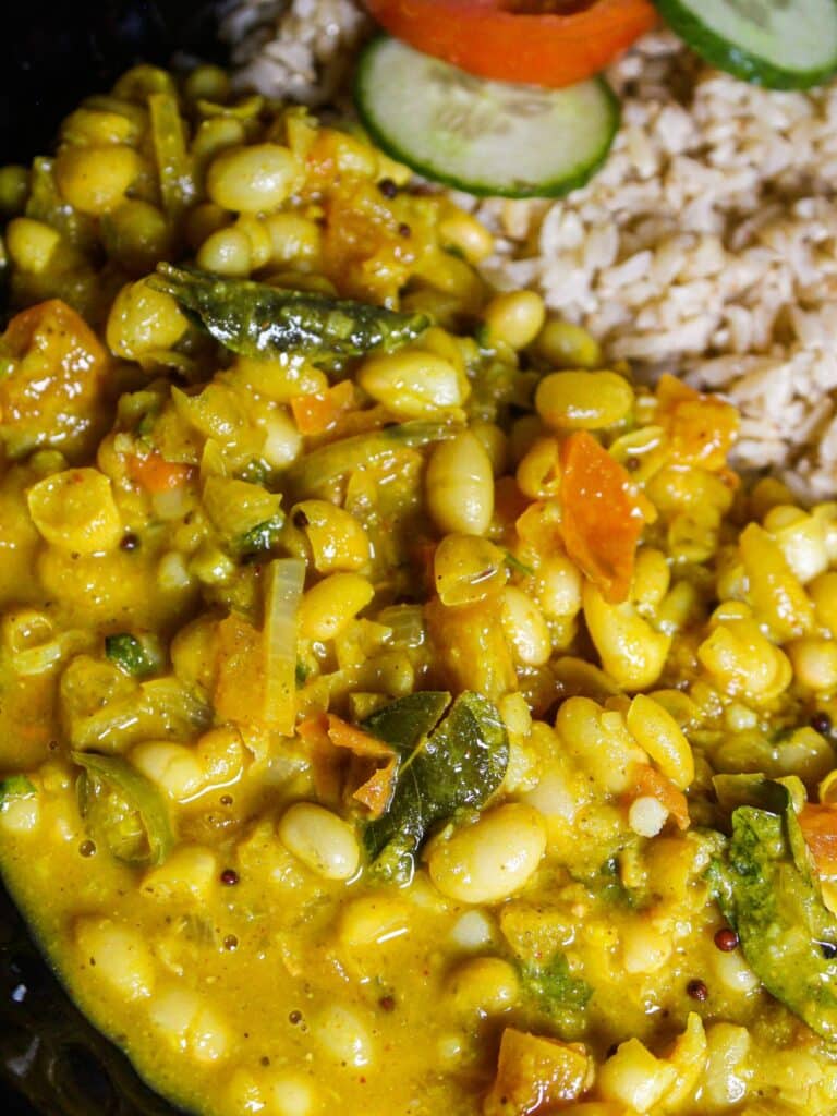 Soyabean Curry with Brown Rice - My Dainty Soul Curry