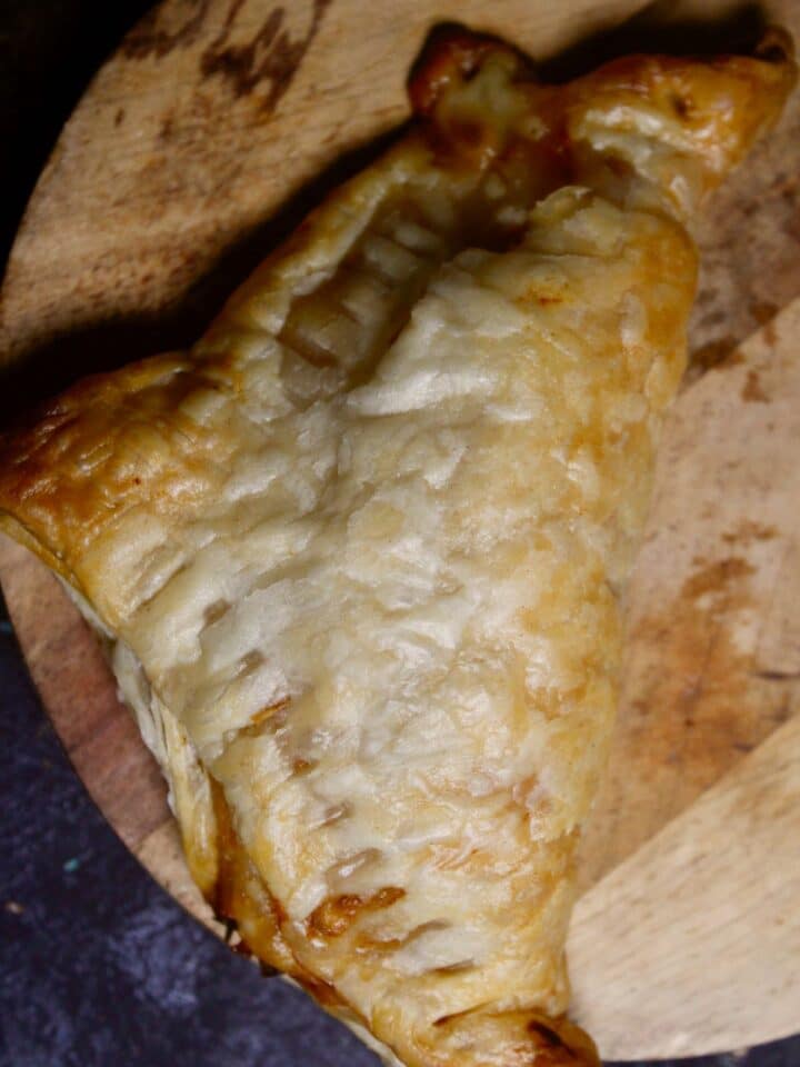 Italian Chicken Salami Puffs - My Dainty Soul Curry