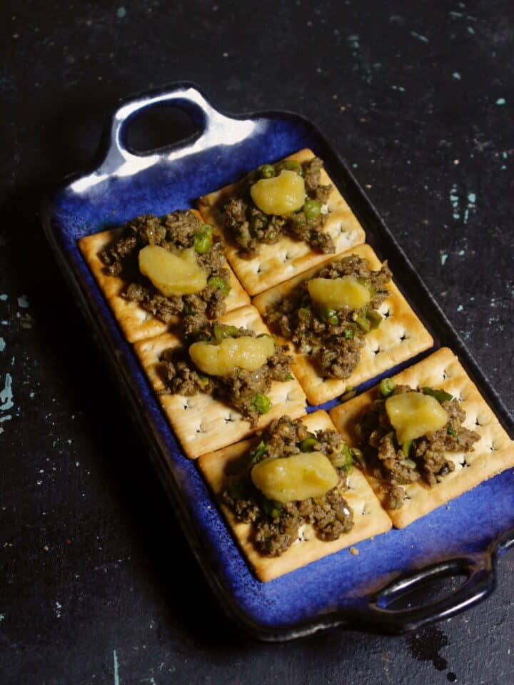 Minced Lamb Canapes with Spicy Tangy Dressing - My Dainty Soul Curry