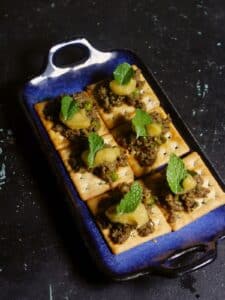 Minced Lamb Canapes with Spicy Tangy Dressing - My Dainty Soul Curry