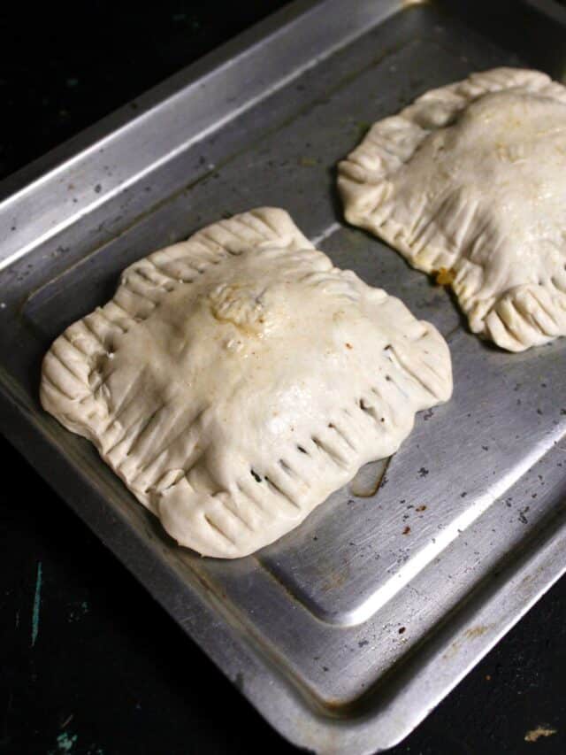 Minced Lamb Pastries with Spicy Mango Dressing - My Dainty Soul Curry