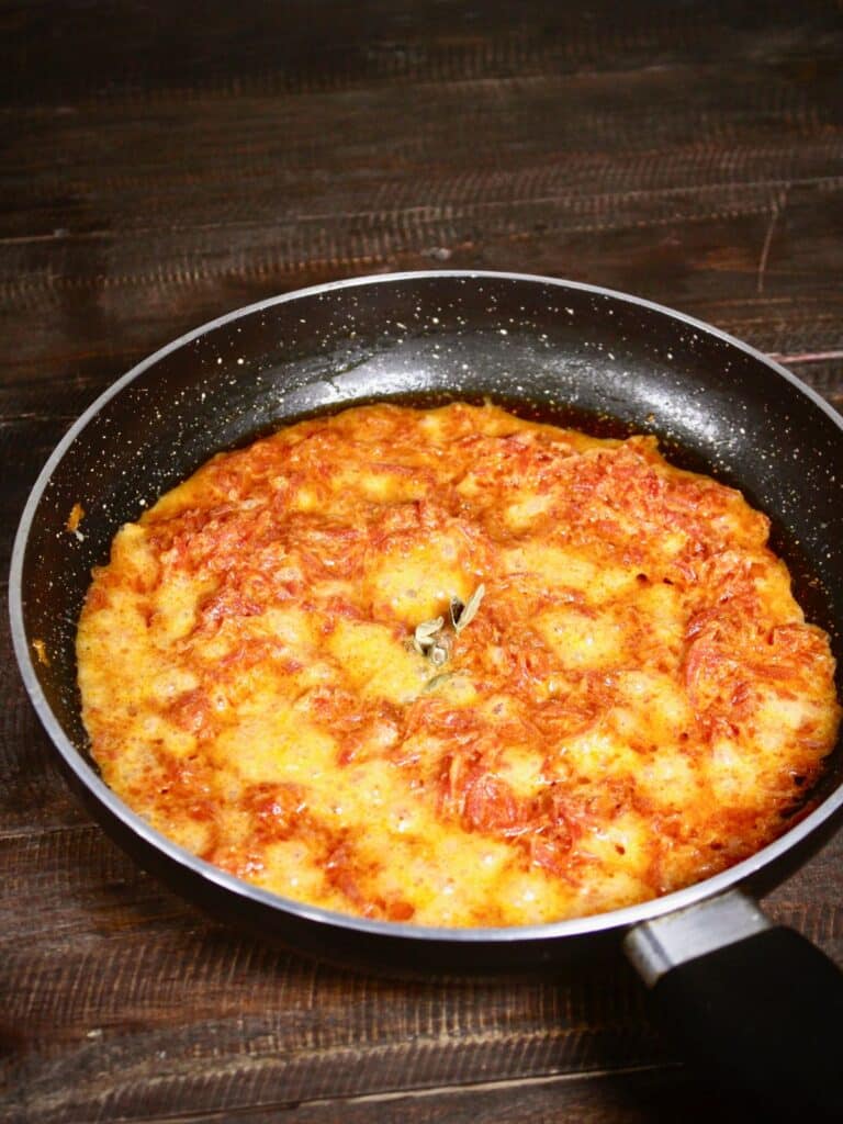 Easy Peasy Carrot Pudding Gajrela - My Dainty Soul Curry