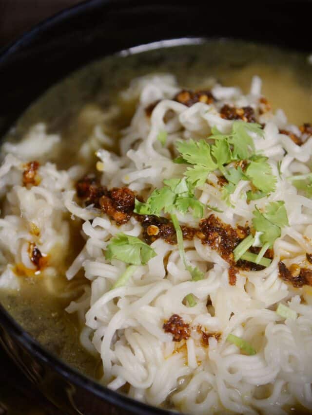 Lemongrass Ginger Vegetable Broth - My Dainty Soul Curry