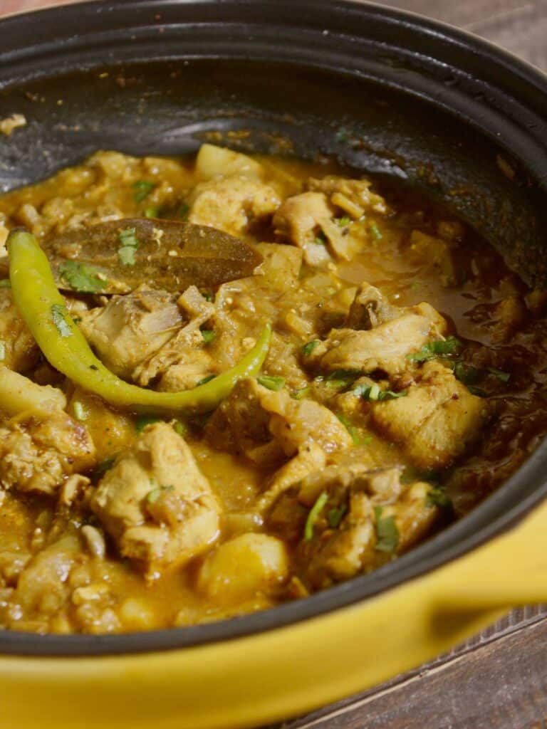 Banana Stem Chicken Curry - My Dainty Soul Curry