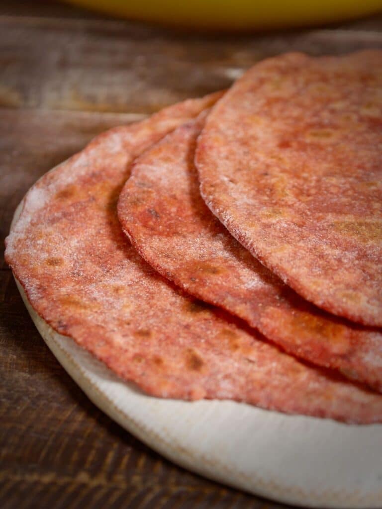 Leftover Beetroot Pulp Chapati - My Dainty Soul Curry