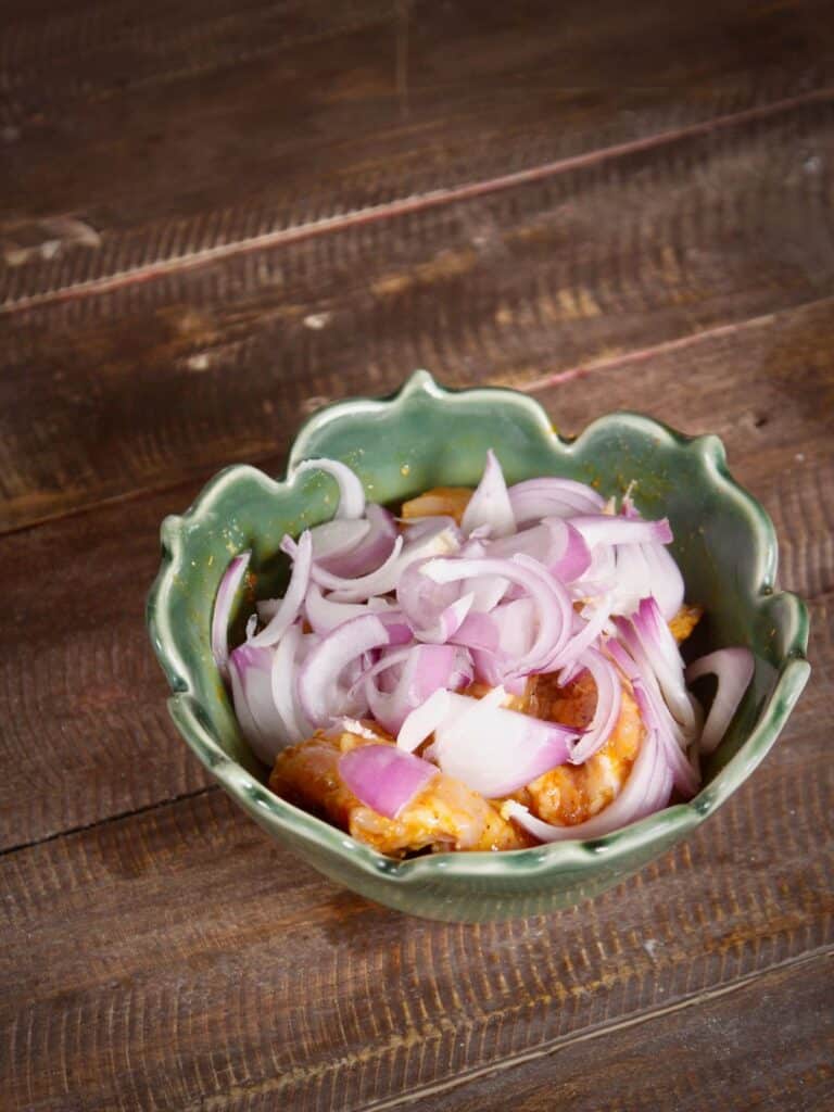 Steamed Chicken in Aluminium Foil - My Dainty Soul Curry