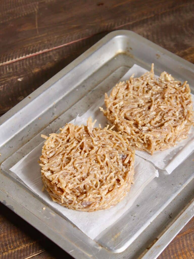 Sweet Vermicelli Cream Cakes - My Dainty Soul Curry