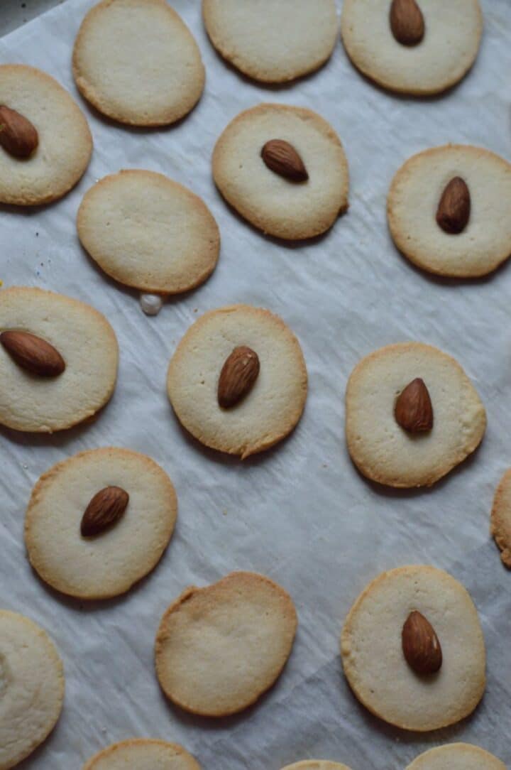Badam Cookies or Almond Cookies Recipe - My Dainty Soul Curry