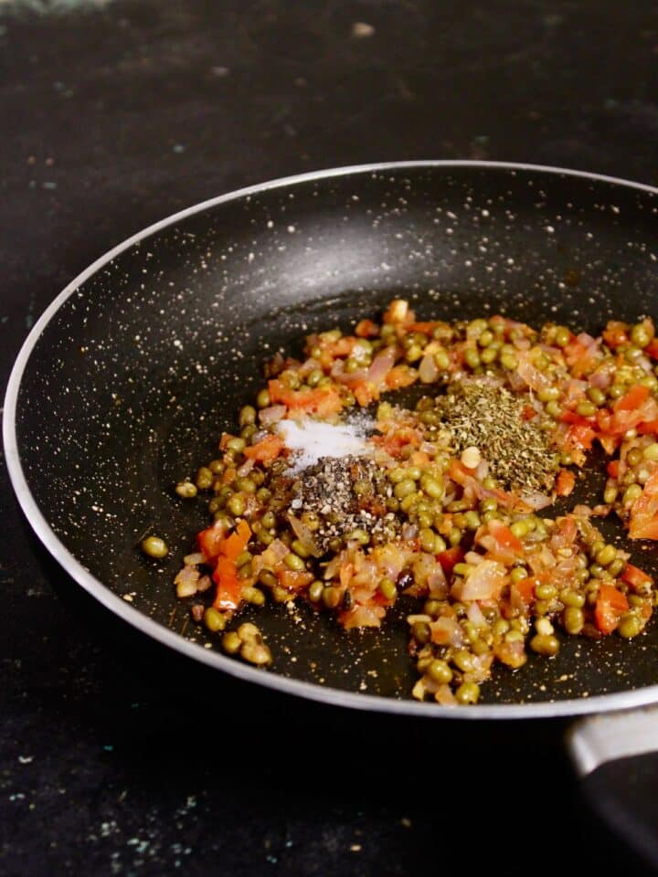 Italian Green Gram Soup - My Dainty Soul Curry