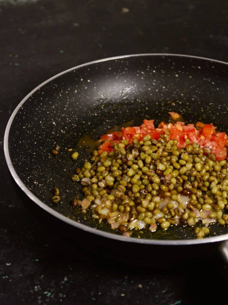 Italian Green Gram Soup - My Dainty Soul Curry