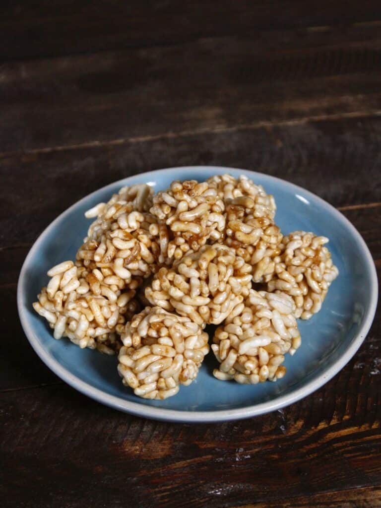 Caramel Puffed Rice Balls - My Dainty Soul Curry