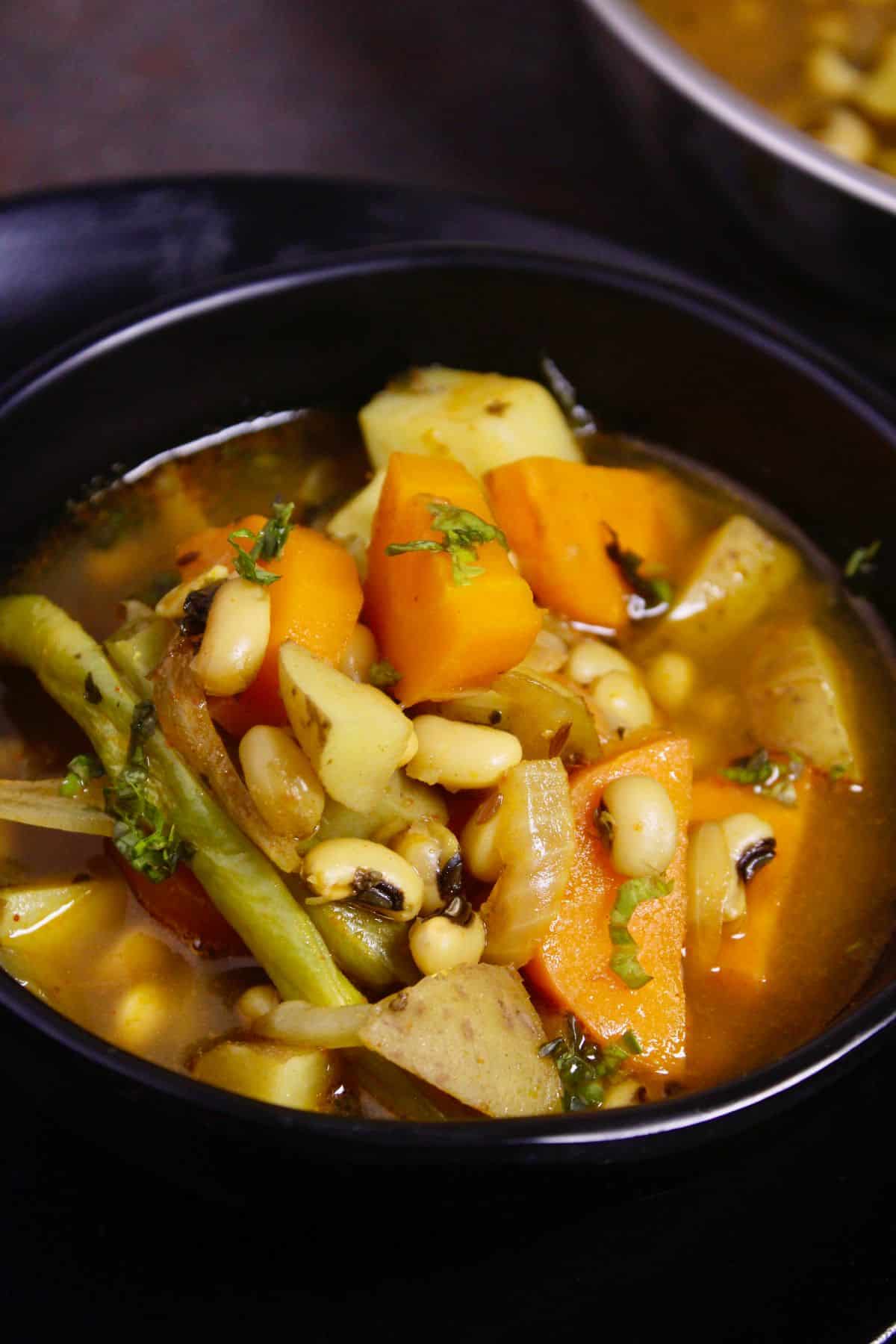 Easy Lobia Curry Recipe - My Dainty Soul Curry