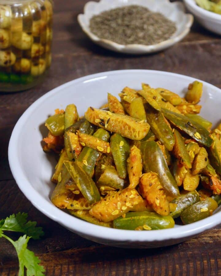 Ivy Gourd Stir Fry - My Dainty Soul Curry