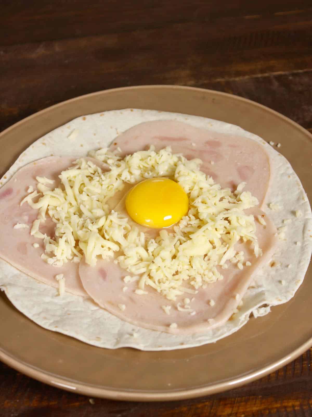 Chicken Ham Breakfast Tortilla - My Dainty Soul Curry
